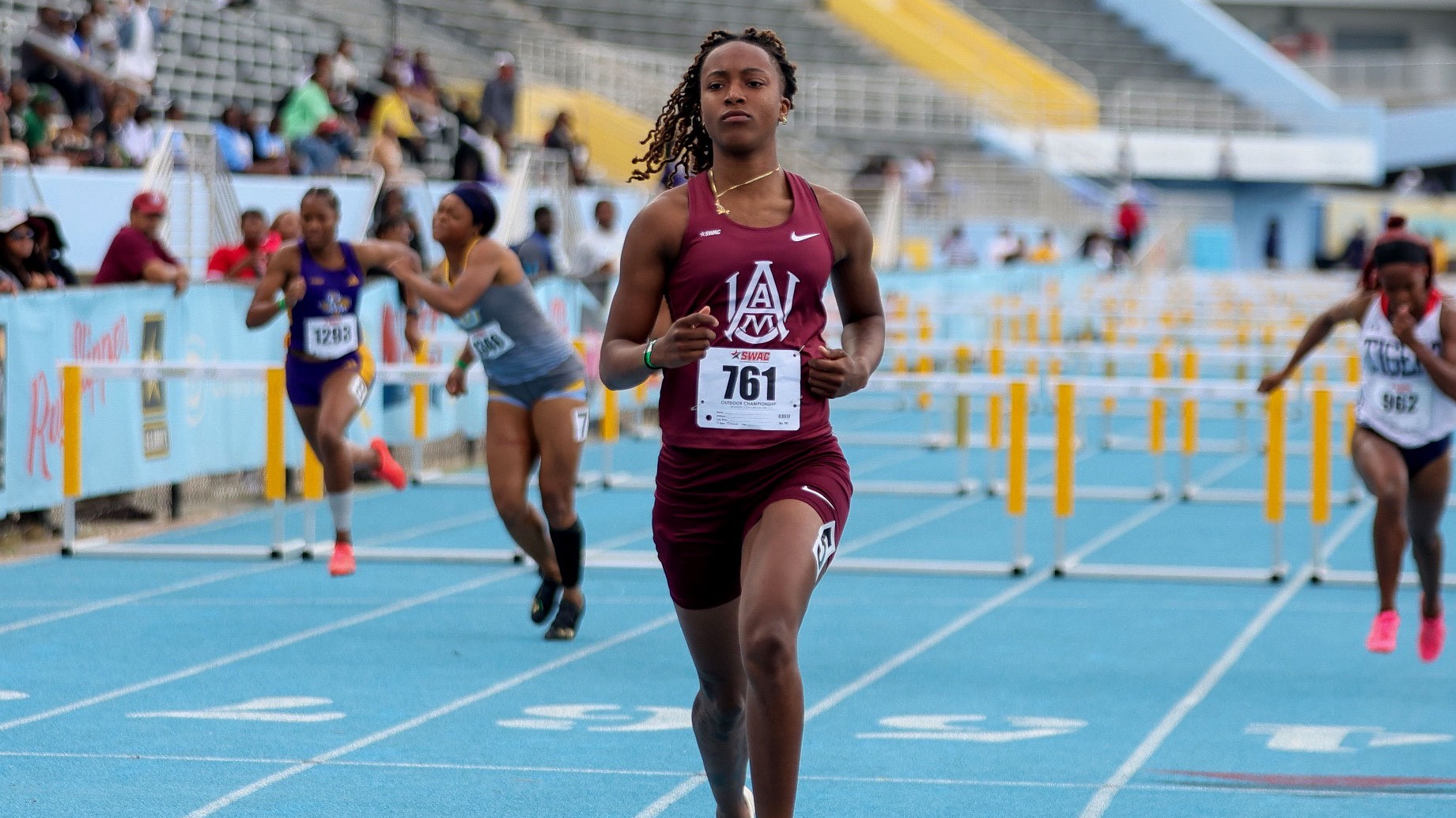 Torian Can’t Overcome Slow Start in 100m Hurdles - Alabama A&M Athletics