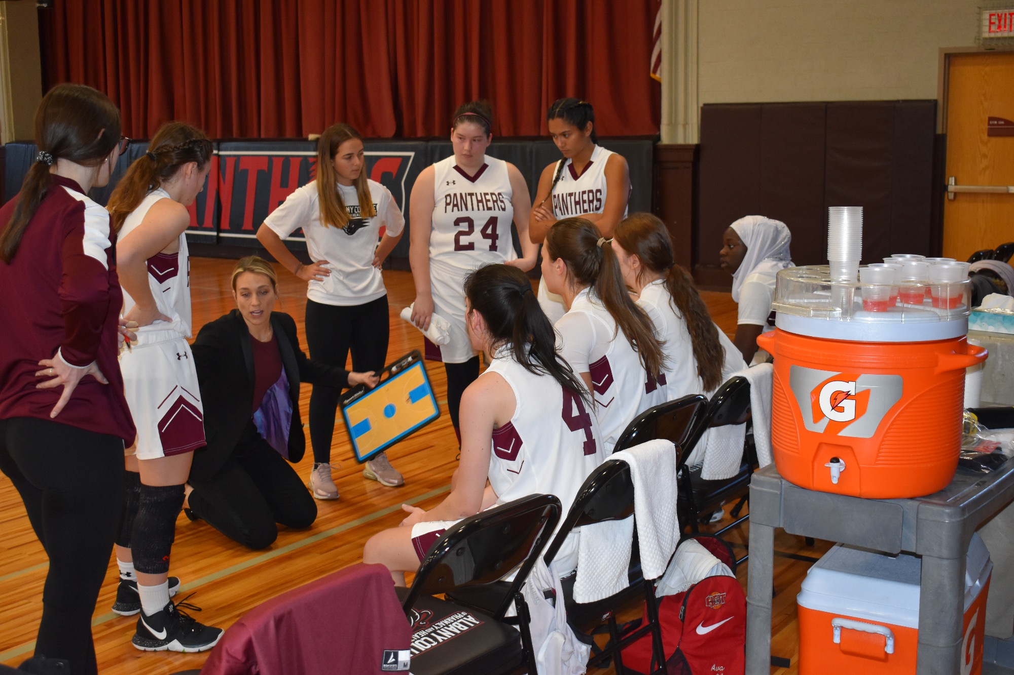 Women's Basketball Drops Home Opener - ACPHS Athletics