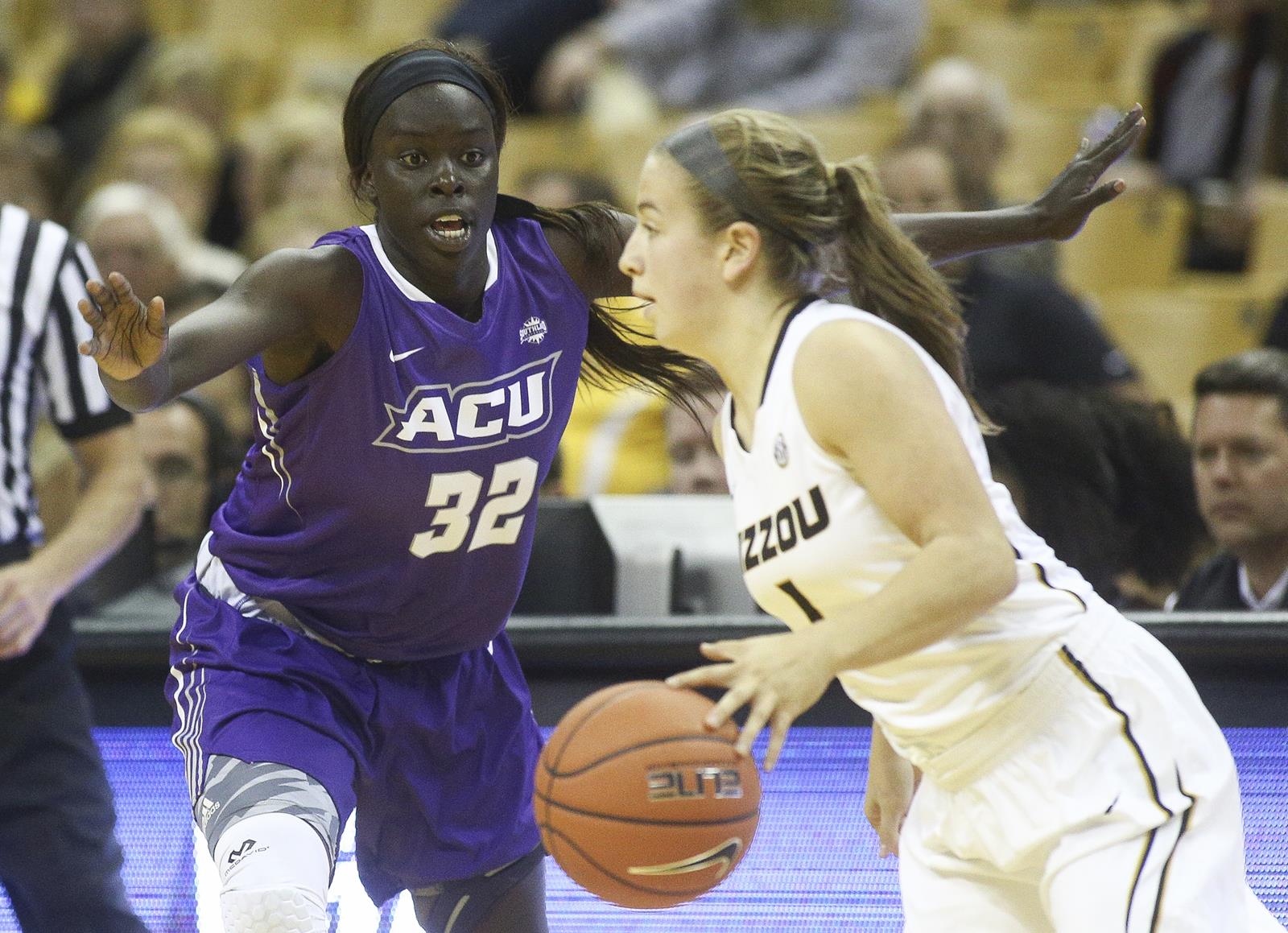 Lizzy Dimba - Women's Basketball - Abilene Christian University Athletics