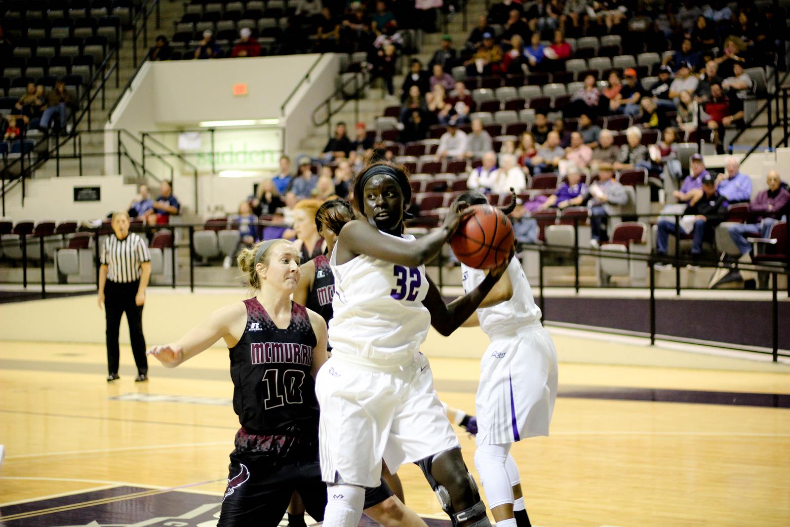 Lizzy Dimba - Women's Basketball - Abilene Christian University Athletics