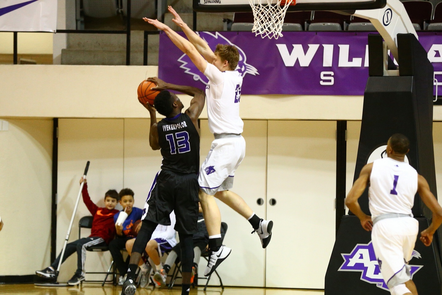 Hayden Howell - Men's Basketball - Abilene Christian University Athletics