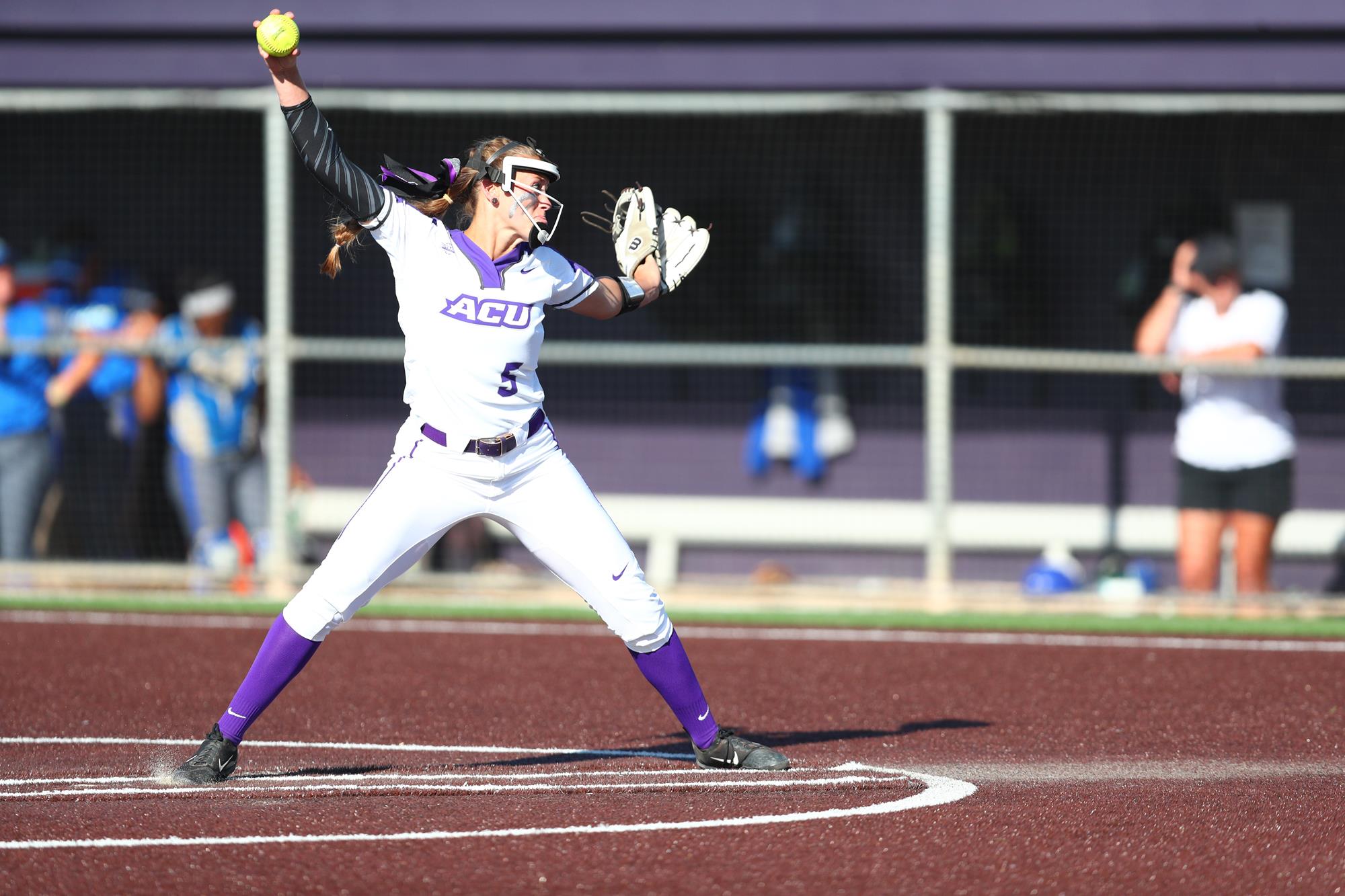 Sidney Holman-Mansell - Softball - Abilene Christian University Athletics
