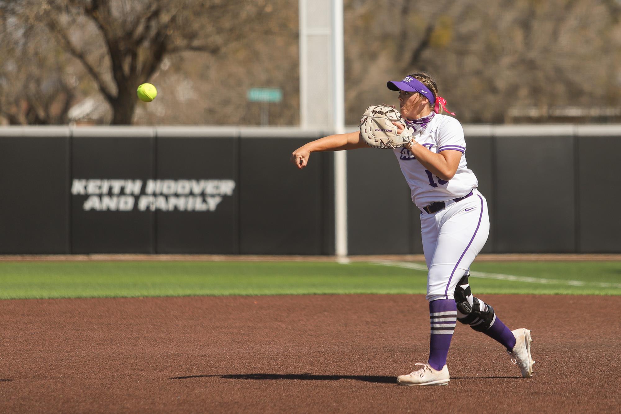 Calie Burris - Softball - Abilene Christian University Athletics