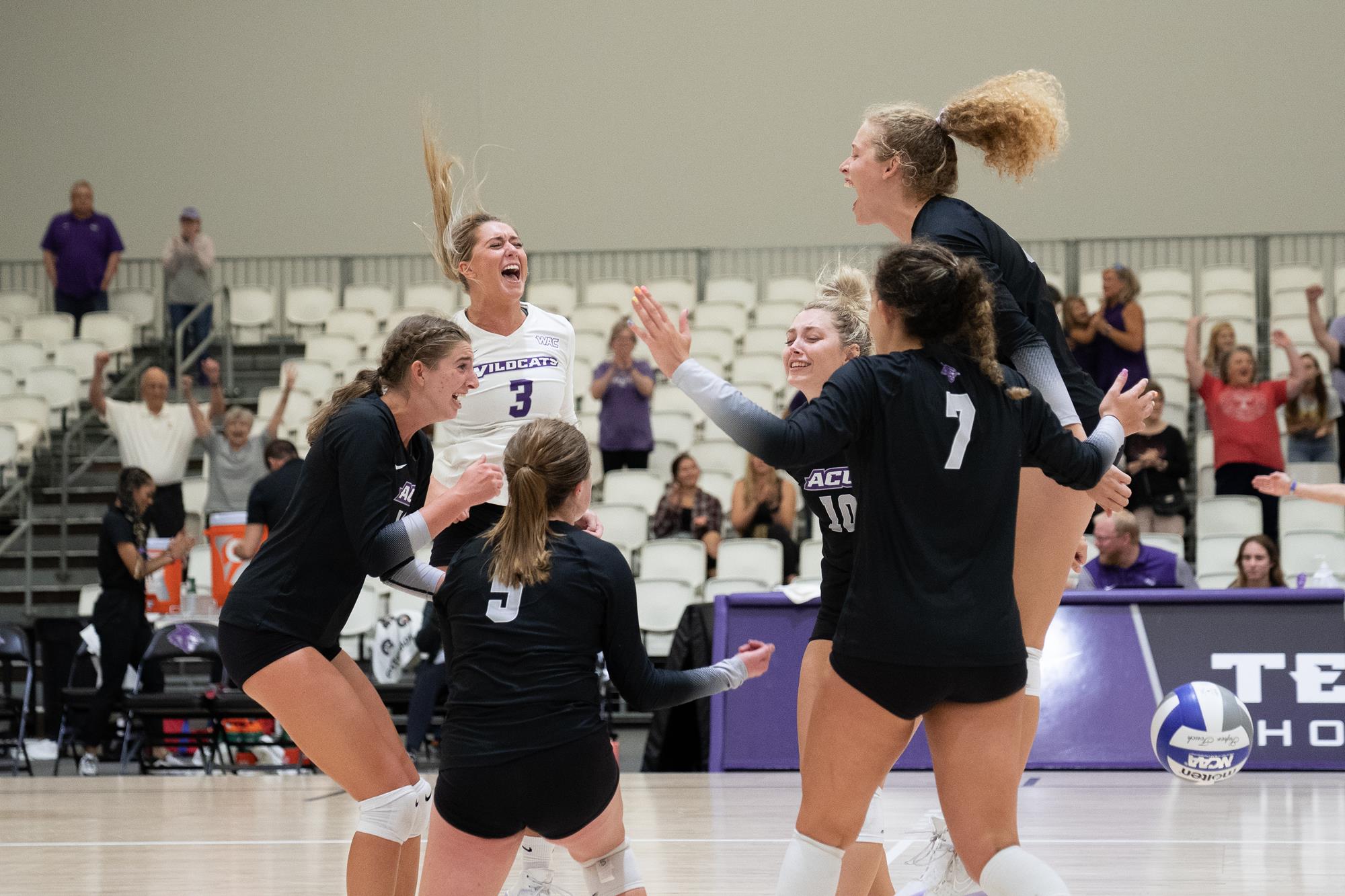 Wildcats storm back to stun Cardinals - Abilene Christian University ...