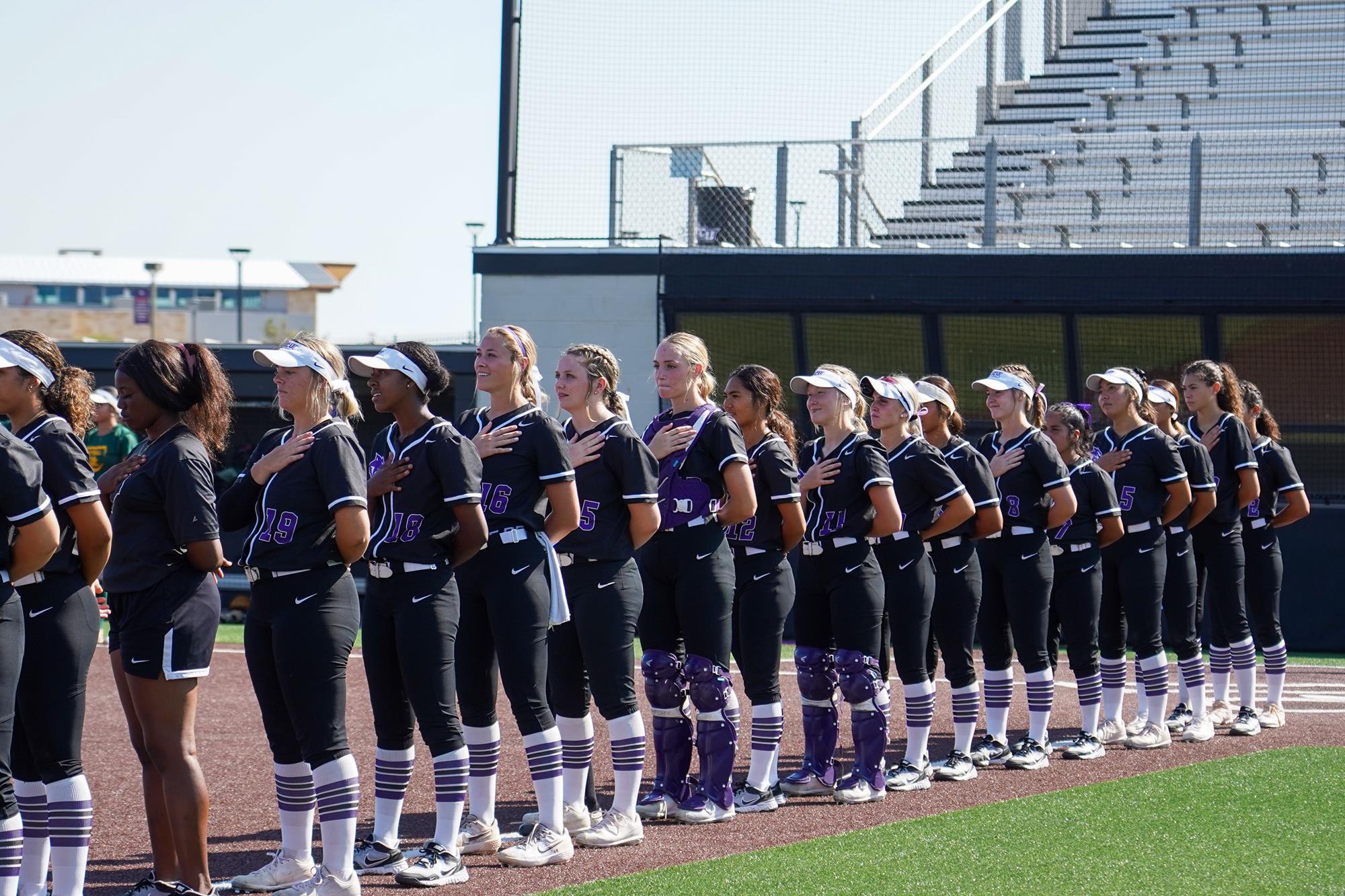 Reiling goes deep in ACU's first Hawaii game - Abilene Christian ...