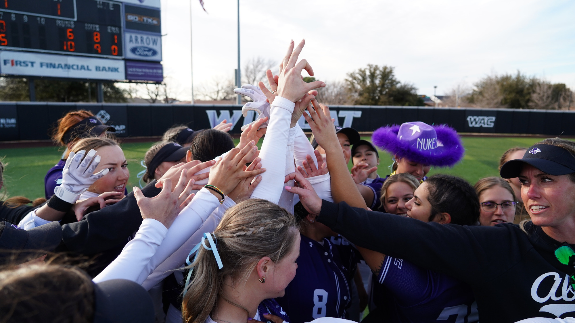 ACU Ends Tournament with Exciting Wins - Abilene Christian University ...