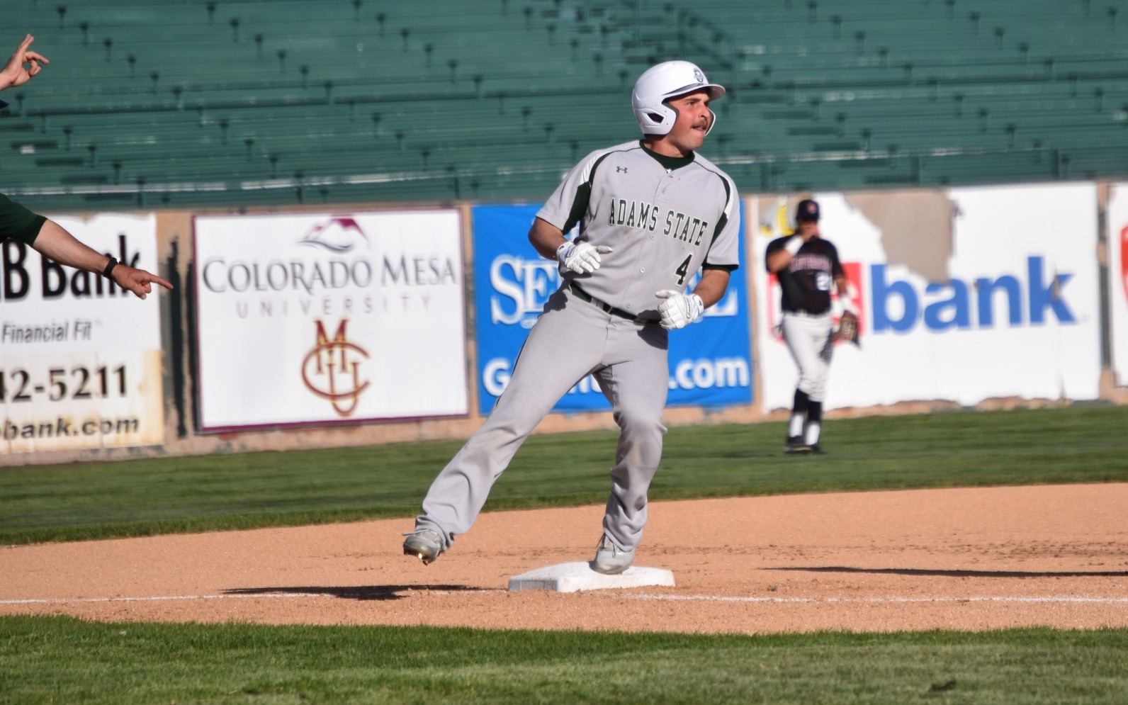 BASE | #2 Mavericks sweep Grizzlies in Friday doubleheader - Adams ...
