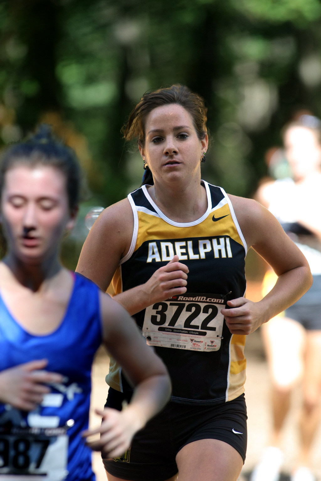 Kristen Meyer - Cross Country - Adelphi University Athletics