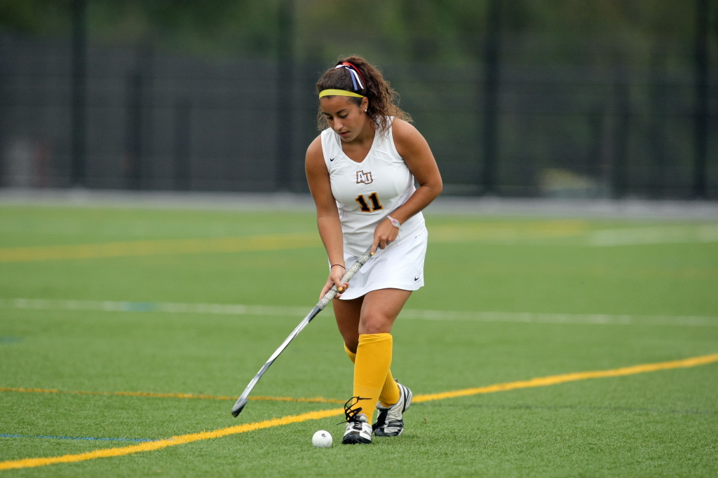 Briana Rubenstein - Field Hockey - Adelphi University Athletics