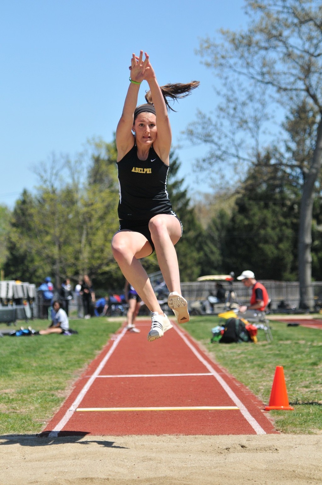 Kelly Clifford - Track and Field - Adelphi University Athletics