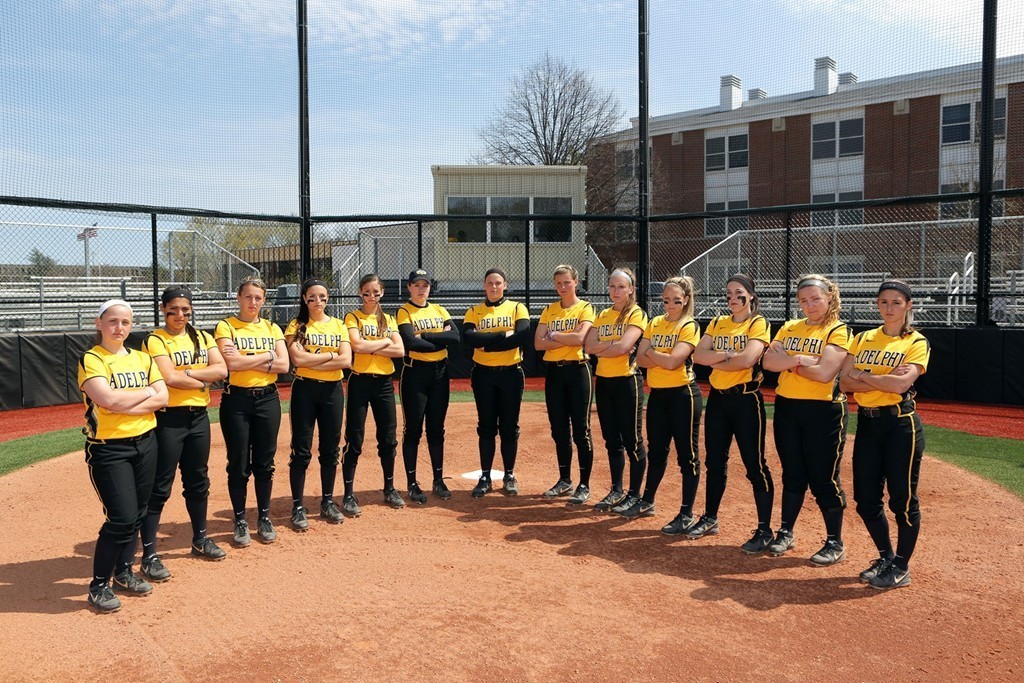 Courtney Sullivan - Softball - Adelphi University Athletics