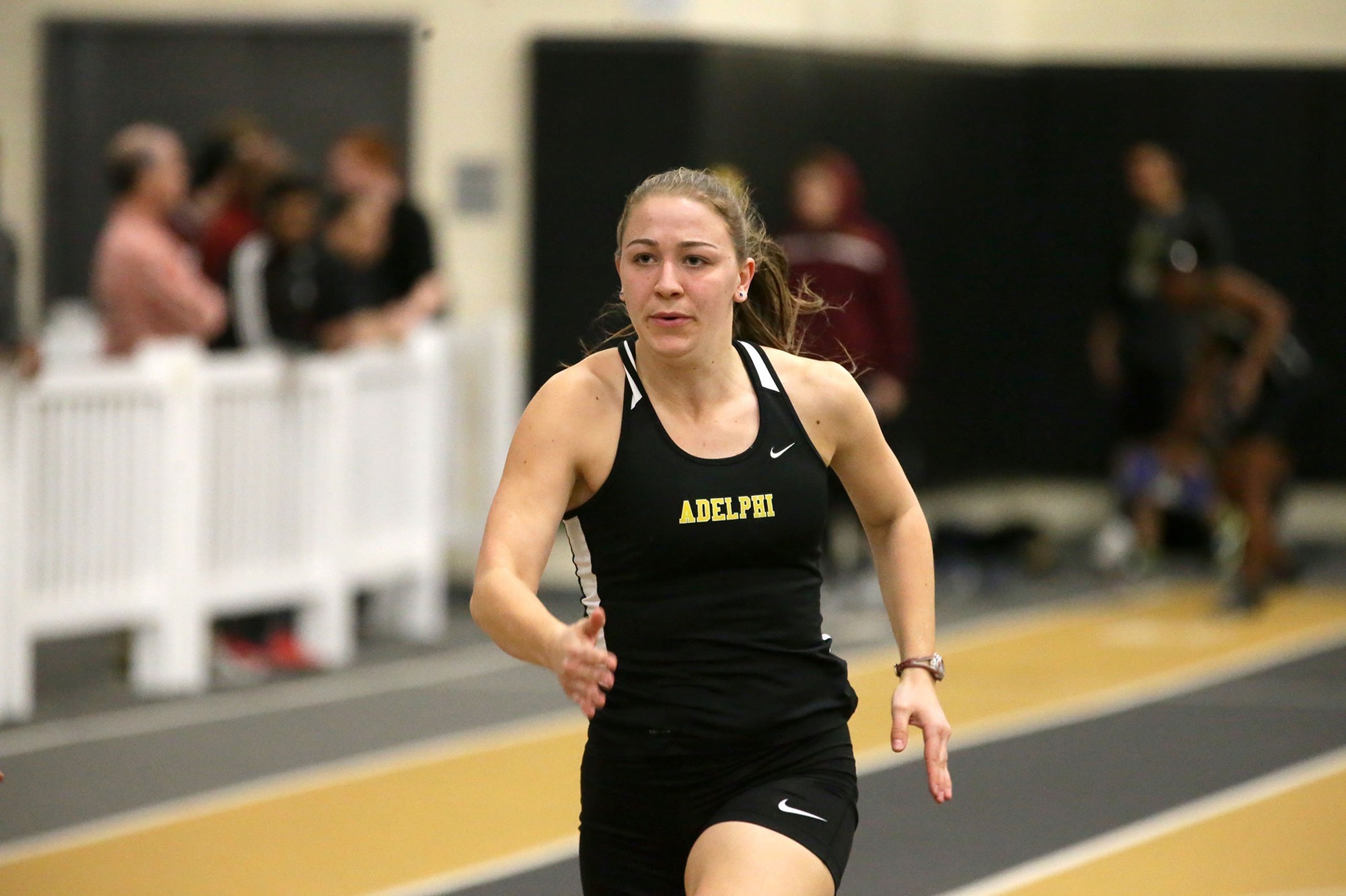 Lena Pollich - Track and Field - Adelphi University Athletics