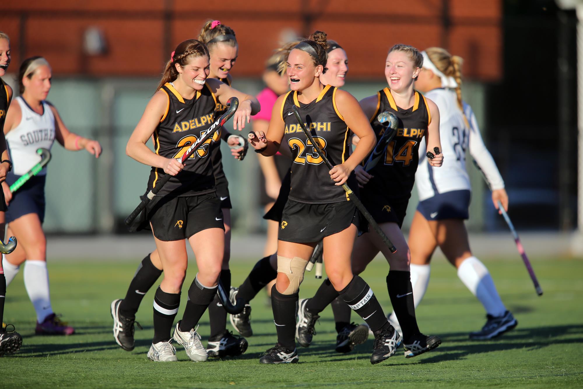 Jamie Ahrens - Field Hockey - Adelphi University Athletics