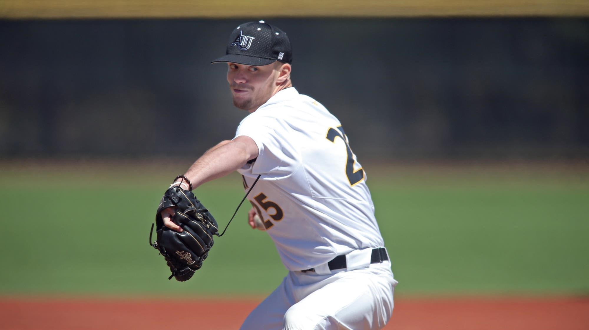 Kieran McLaughlin - Baseball - Adelphi University Athletics