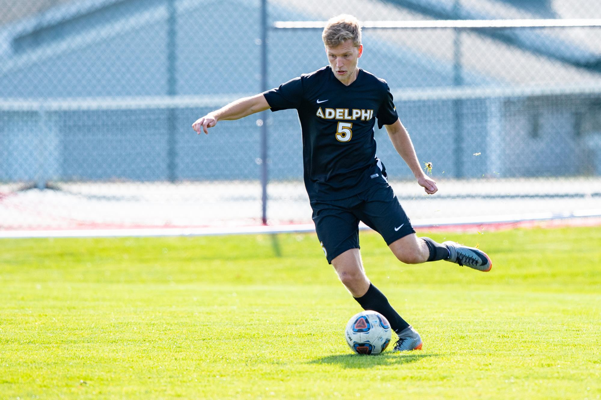 Mads Michaelsen - Men's Soccer - Adelphi University Athletics