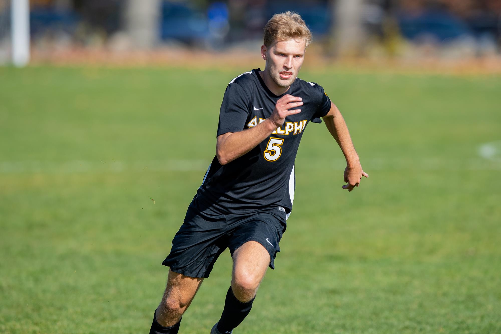 Mads Michaelsen - Men's Soccer - Adelphi University Athletics