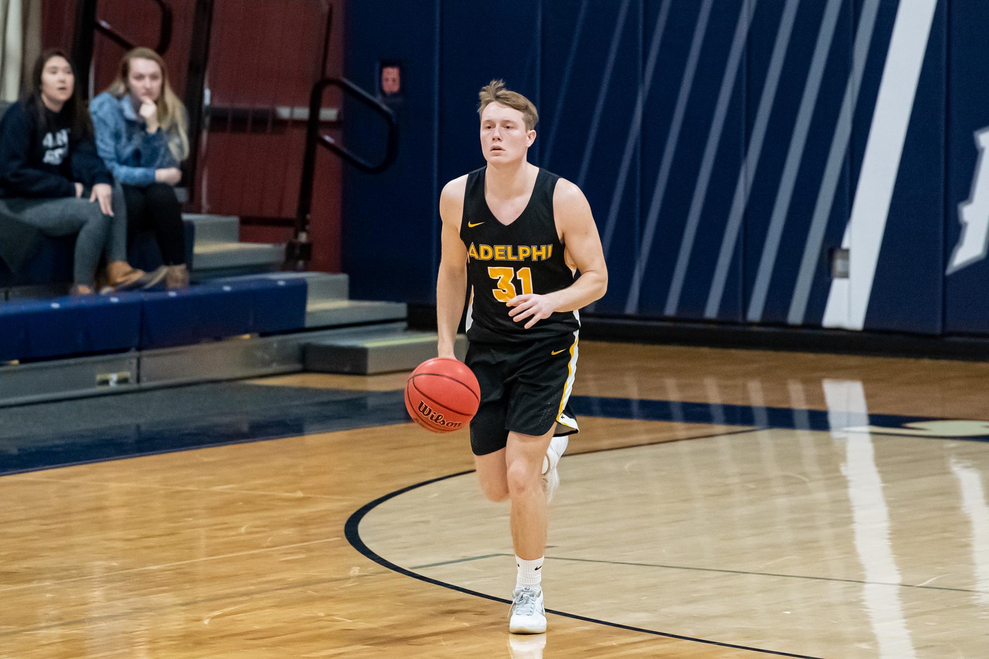 Owen Soontjens - Men's Basketball - Adelphi University Athletics