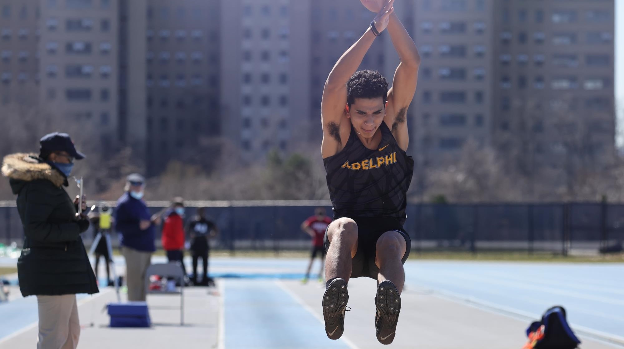 Thomas Howard - Track and Field - Adelphi University Athletics