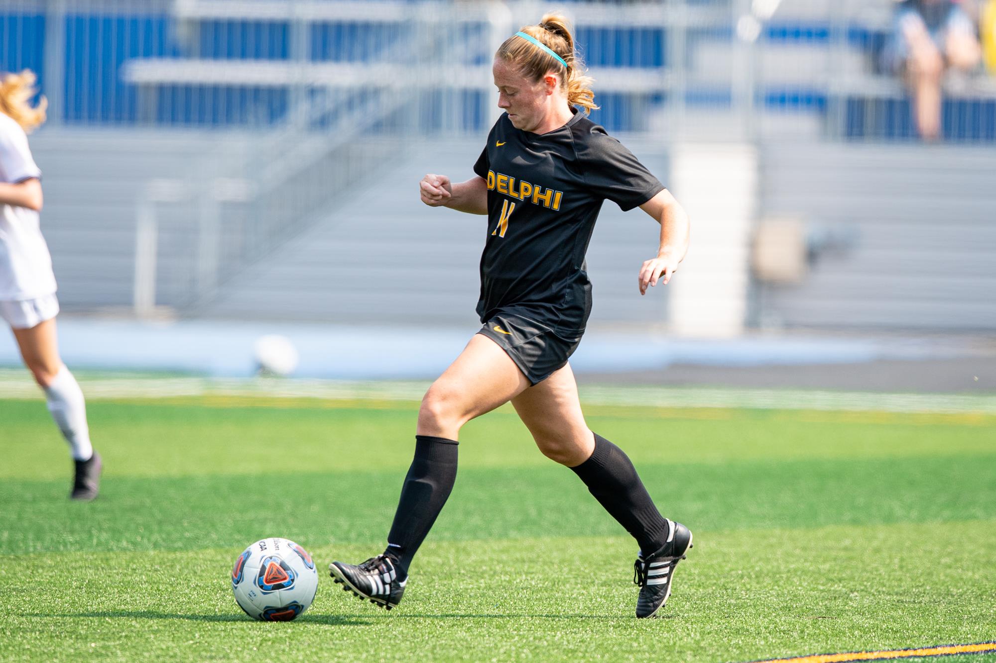 Morgan Salmon - Women's Soccer - Adelphi University Athletics