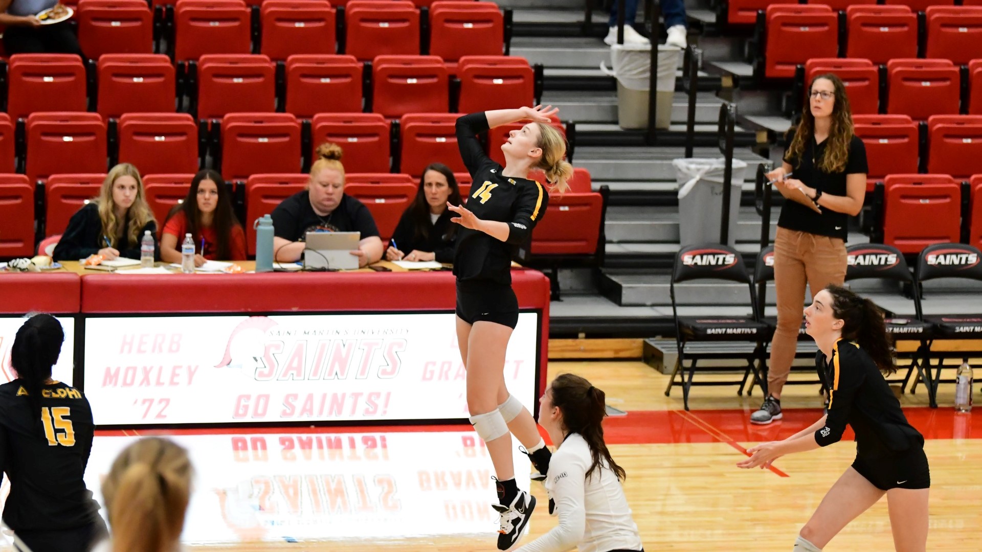 Alberda, Yonker Named All-Tournament, Panthers Wrap Up Western Tour ...