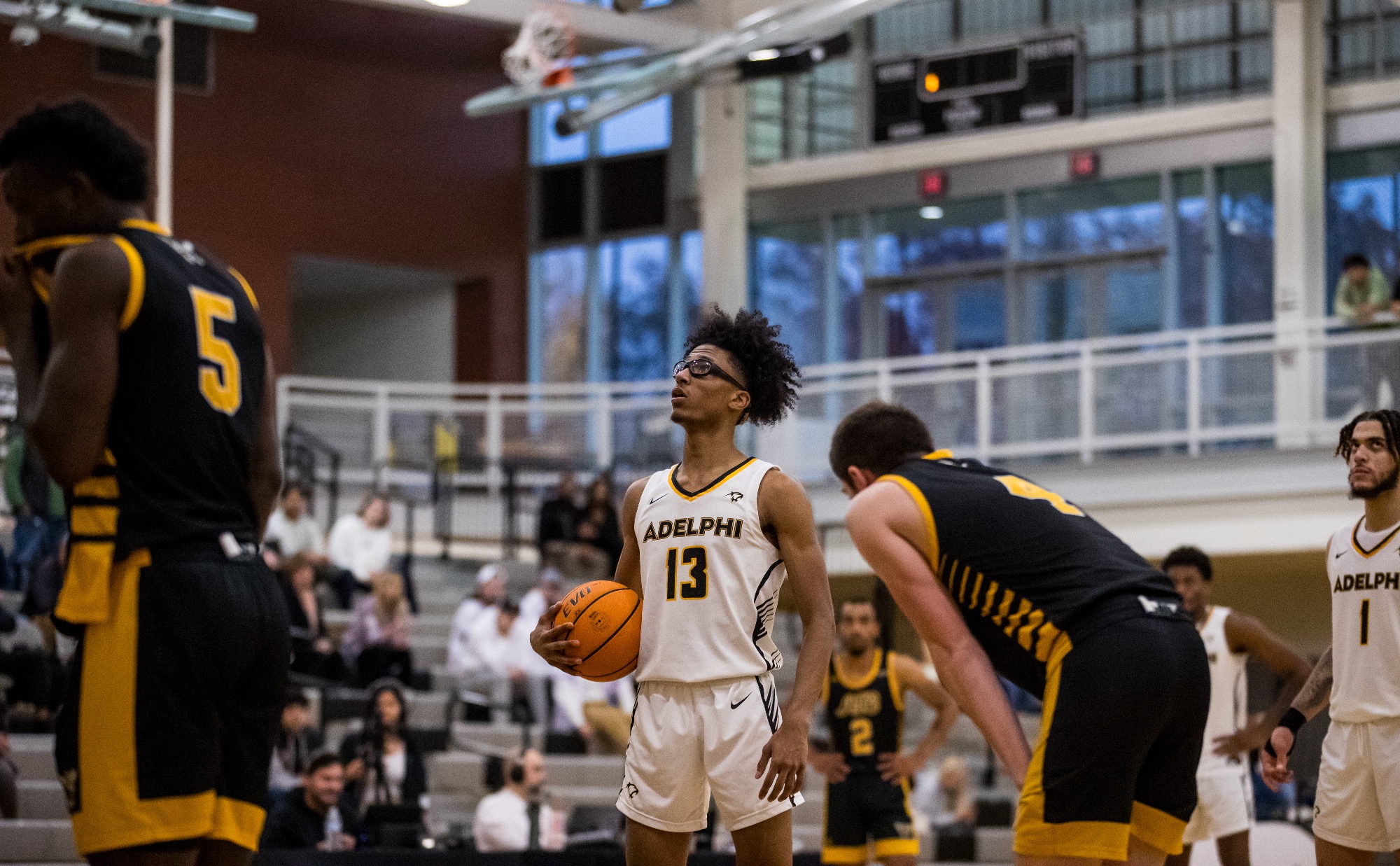 Elijah Lewis - Men's Basketball - Adelphi University Athletics