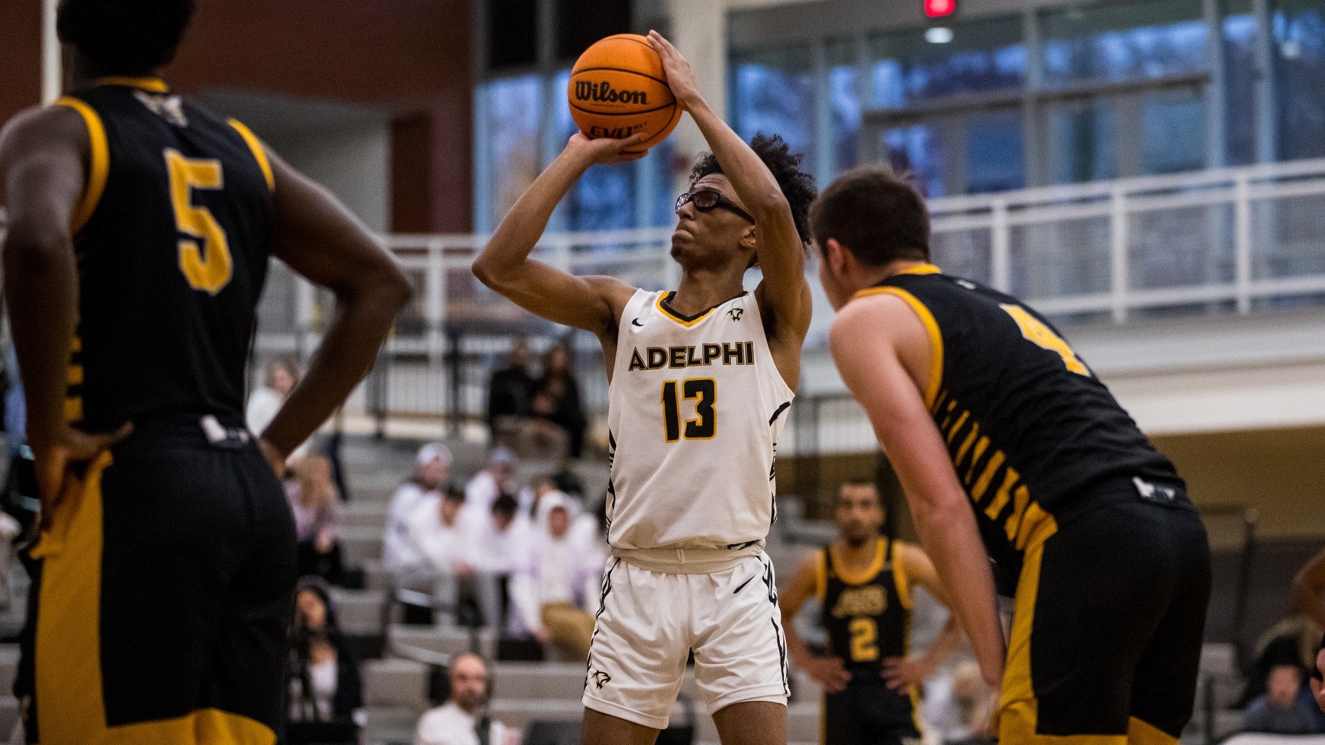 Elijah Lewis - Men's Basketball - Adelphi University Athletics
