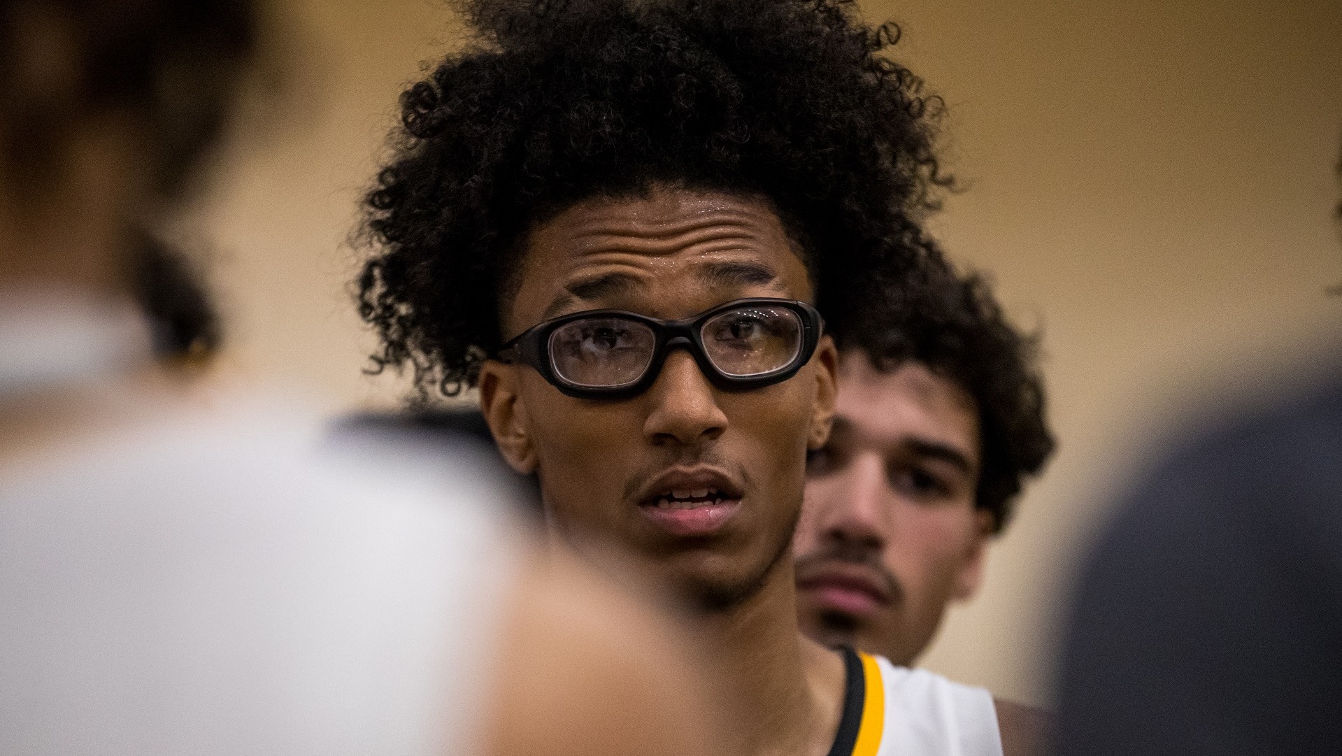 Elijah Lewis - Men's Basketball - Adelphi University Athletics