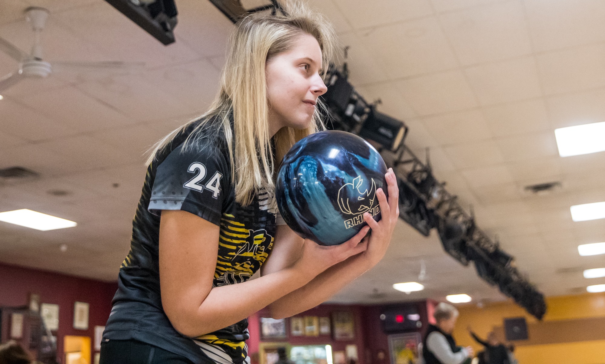 Morgan Sapinski - Women's Bowling - Adelphi University Athletics