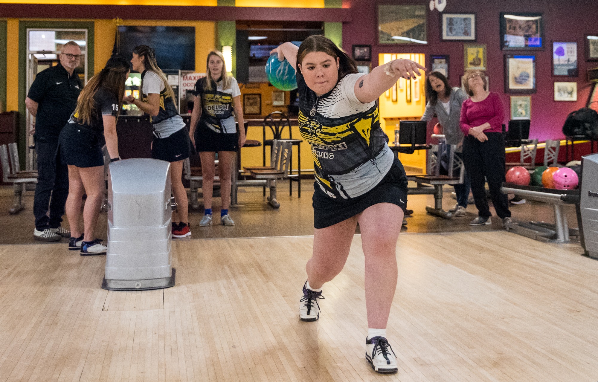 Hailey Spencer - Women's Bowling - Adelphi University Athletics
