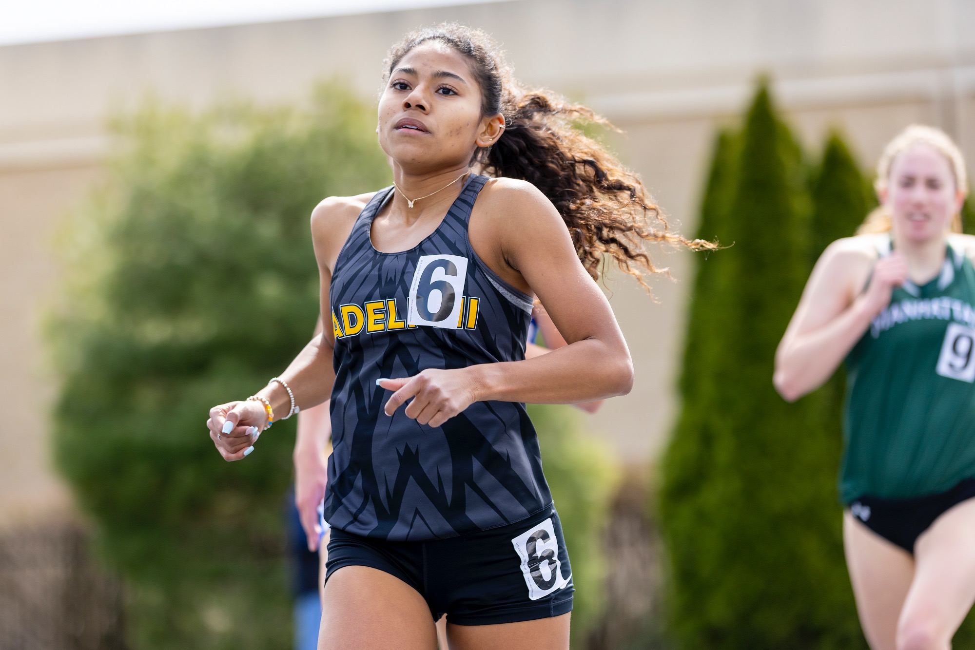 Isabel Marsh - Track and Field - Adelphi University Athletics