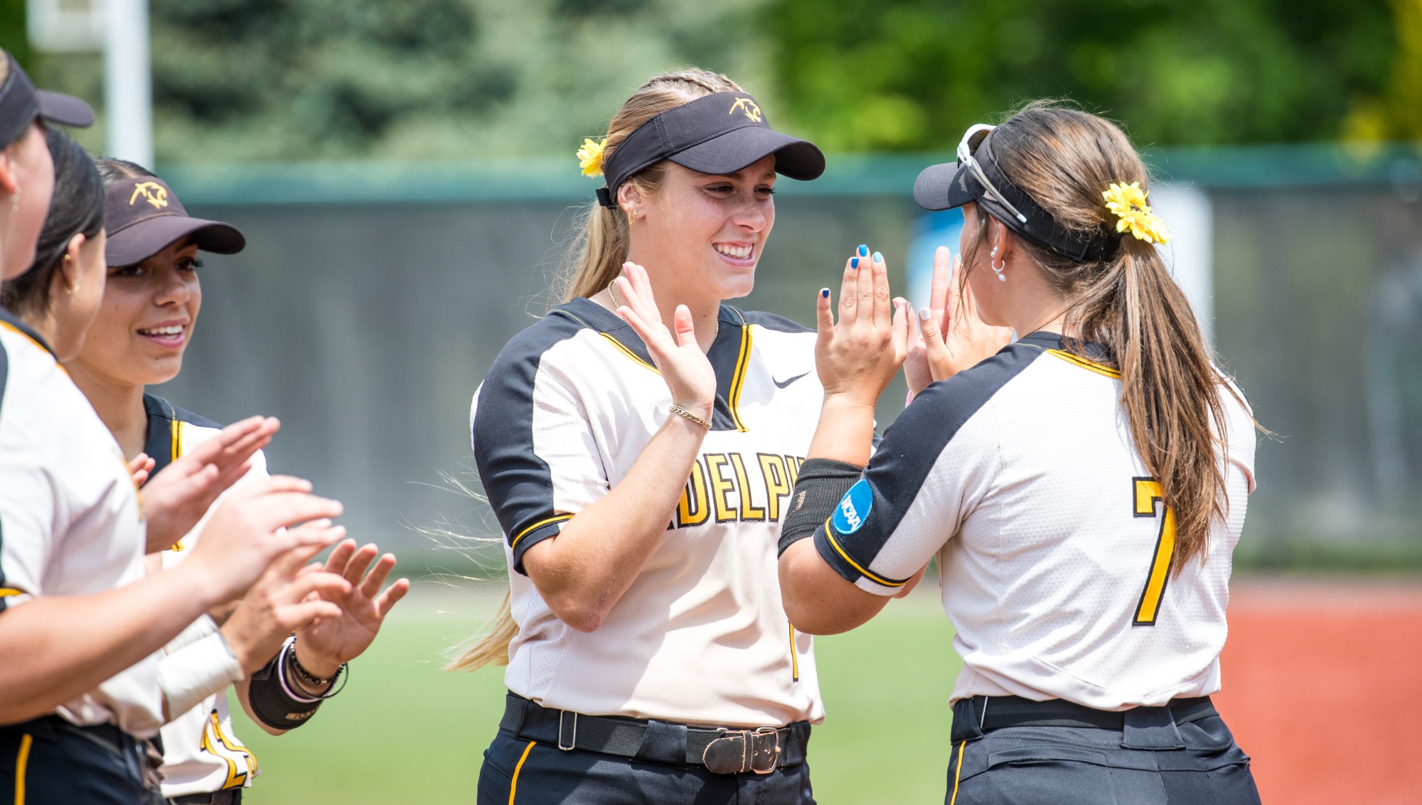 Jaden Farhat - Softball - Adelphi University Athletics