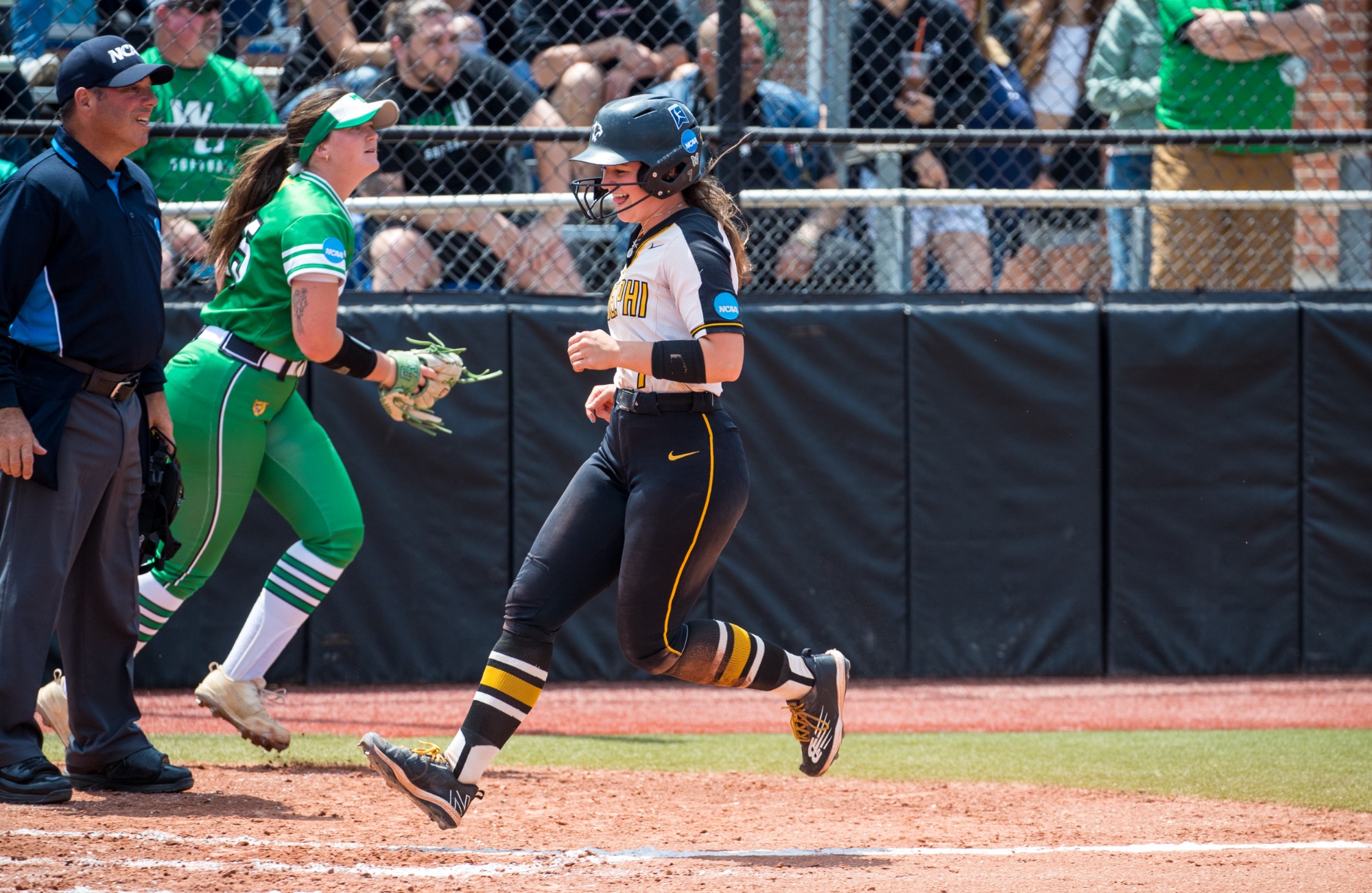 Kendall Winn - Softball - Adelphi University Athletics