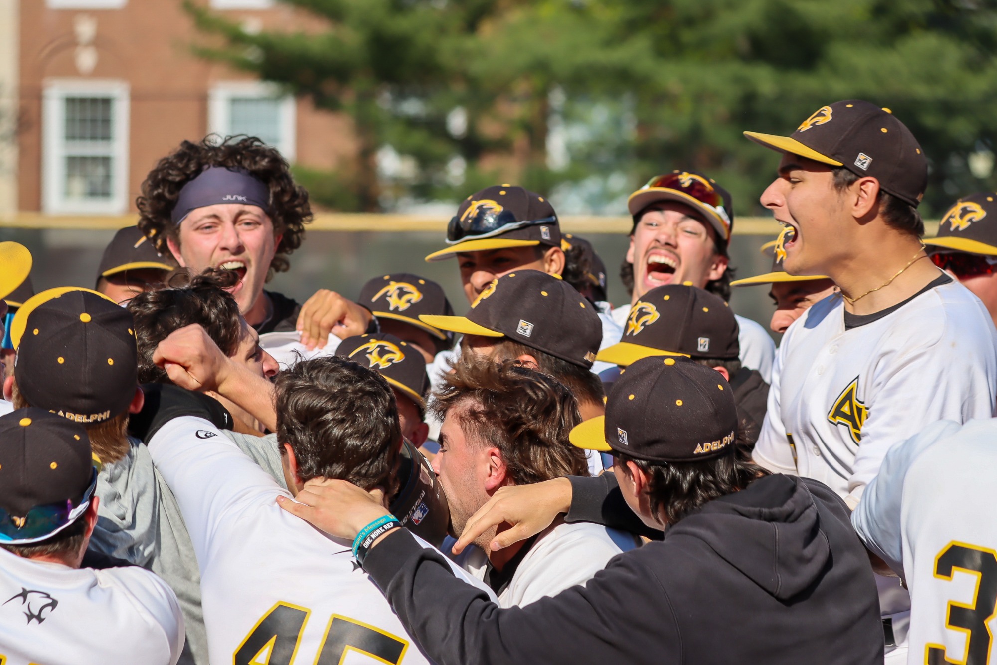 Long Balls Secure Baseball's Sweep of Southern Connecticut State; 6-4 ...