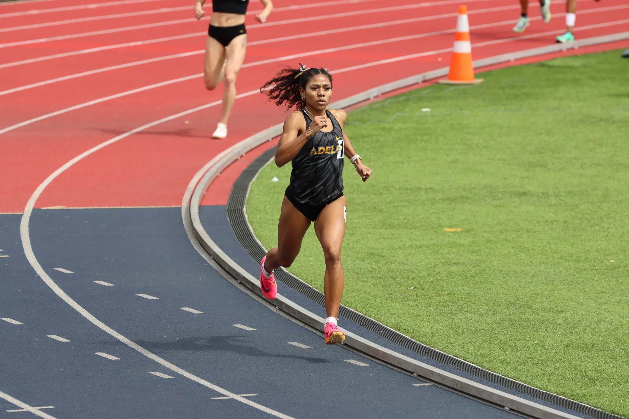 Katherine Marsh - Track and Field - Adelphi University Athletics
