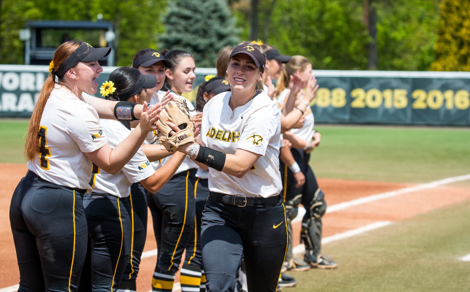 Jaden Farhat - Softball - Adelphi University Athletics