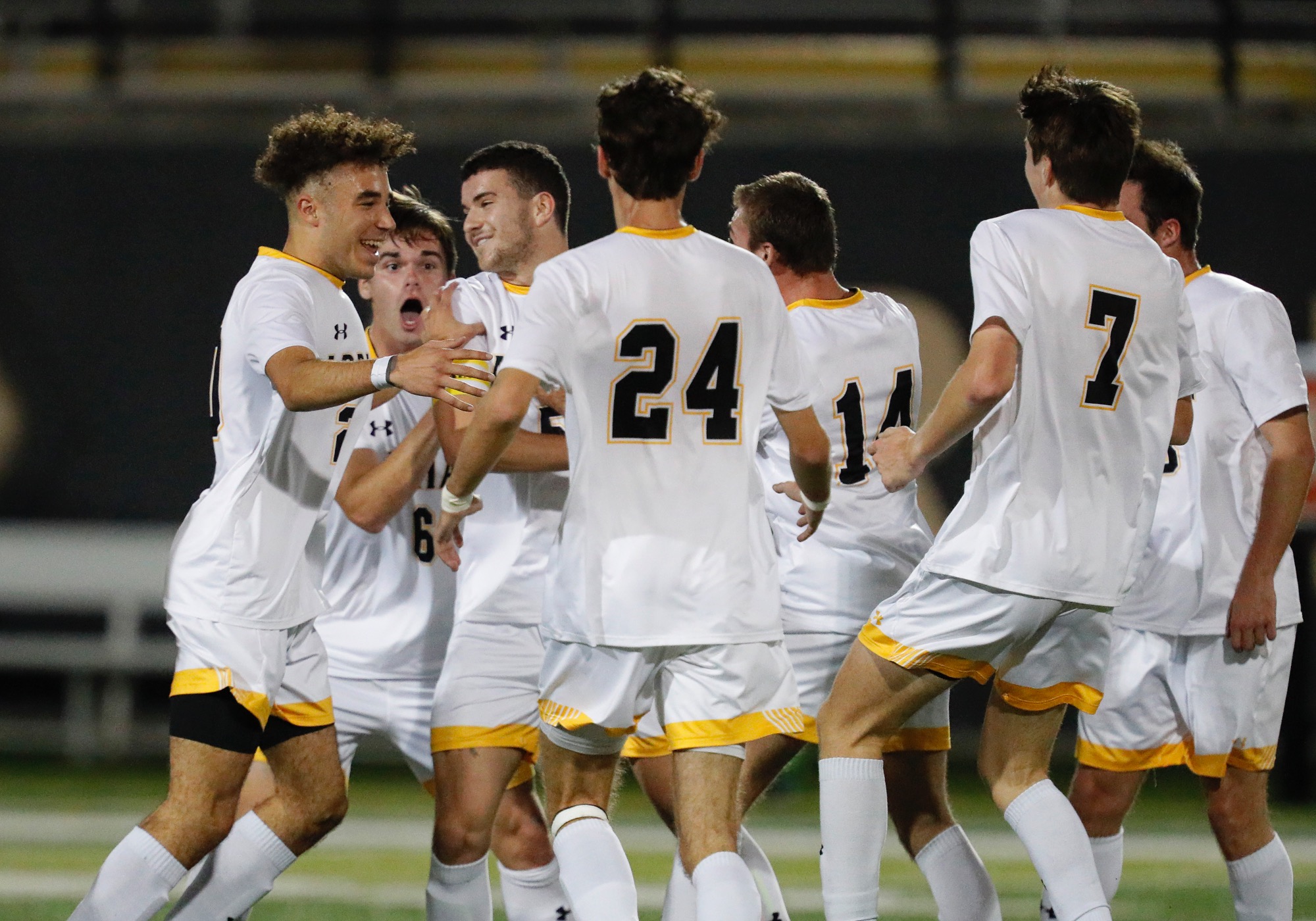 Men's Soccer Closes Out Season Strong - Adrian College