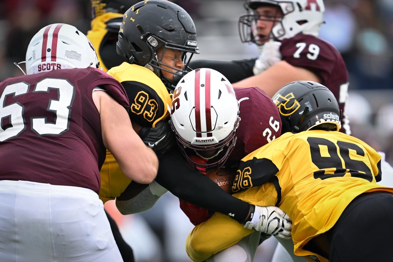 Offense Struggles to Find the Endzone as Football Drops Opening Contest ...