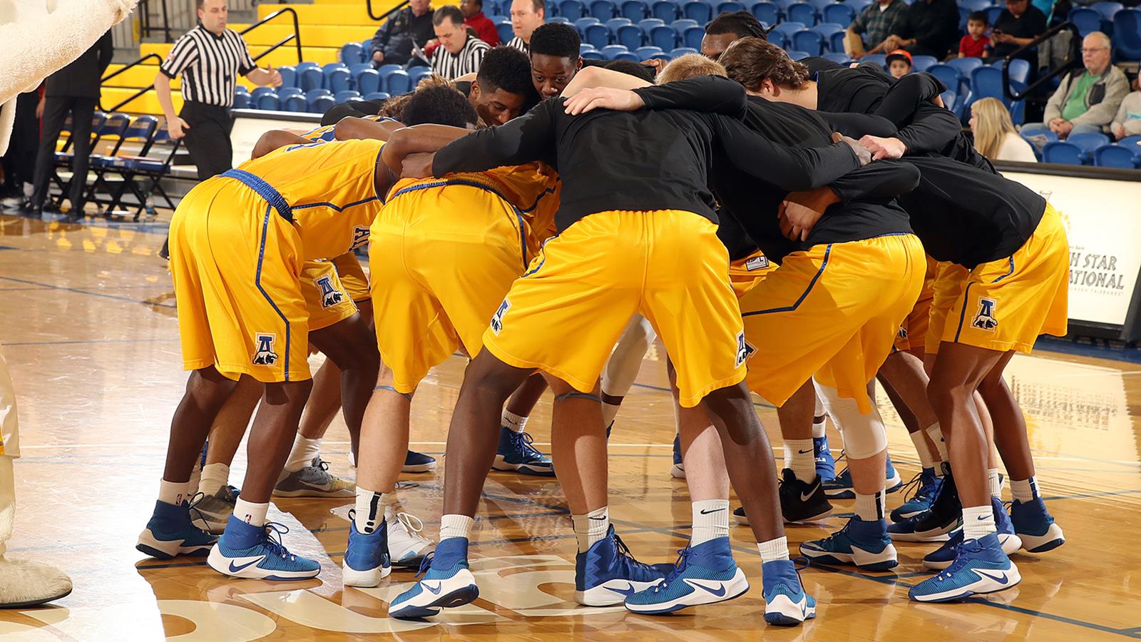 Daniel Hornbuckle - Men's Basketball - University of Alaska Fairbanks ...