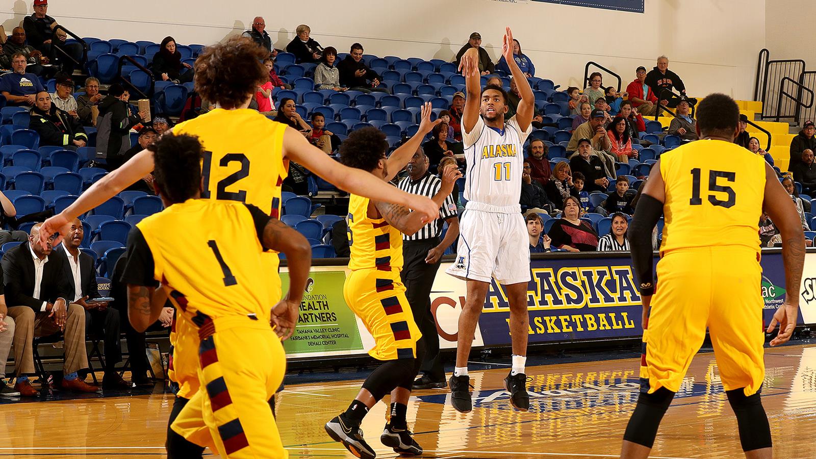 Amenofis Mitchell - Men's Basketball - University of Alaska Fairbanks ...