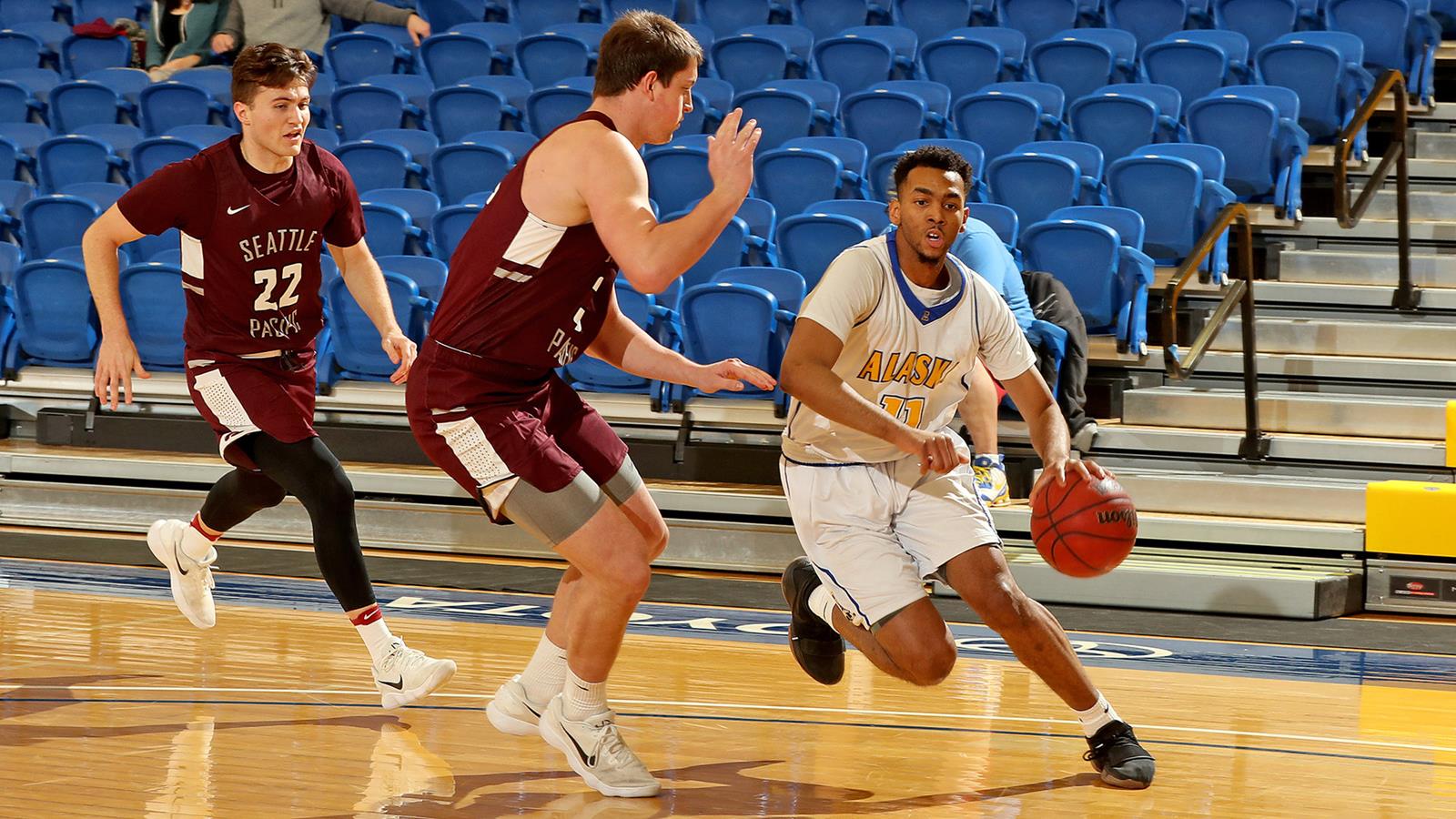 Amenofis Mitchell - Men's Basketball - University of Alaska Fairbanks ...
