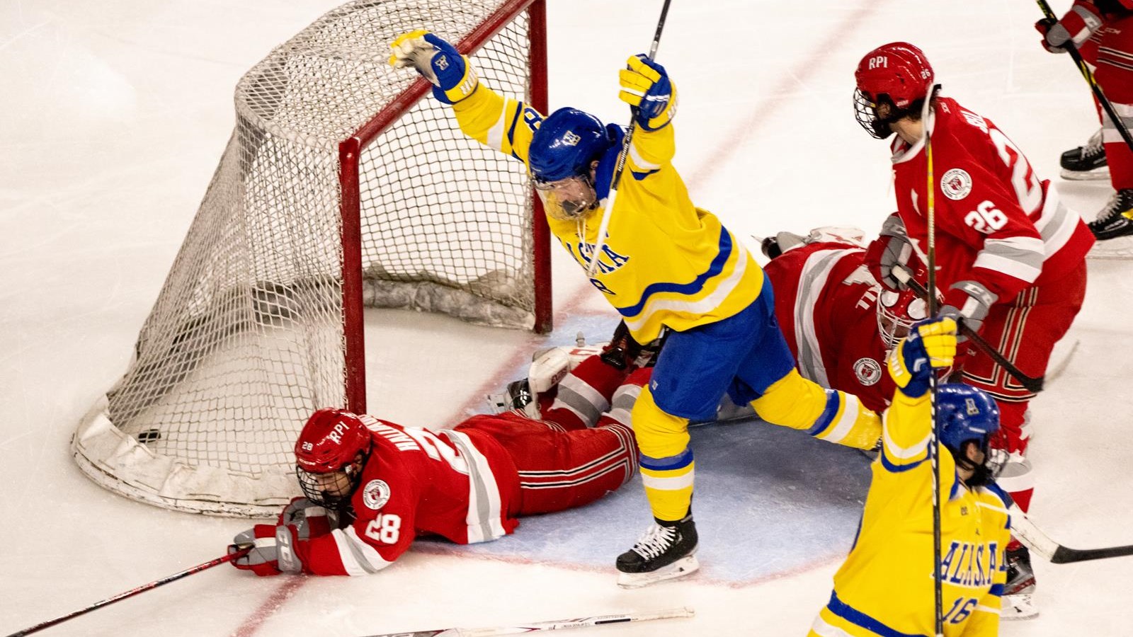 Jordan Muzzillo - Men's Ice Hockey - University of Alaska Fairbanks ...