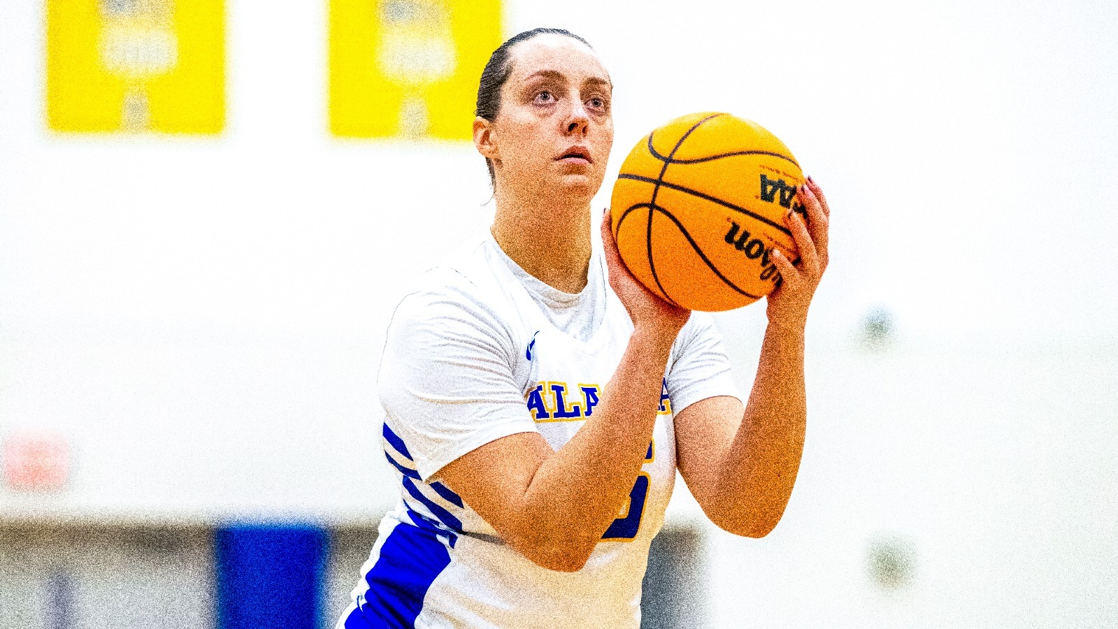 Emma Wass - Women's Basketball - University of Alaska Fairbanks Athletics