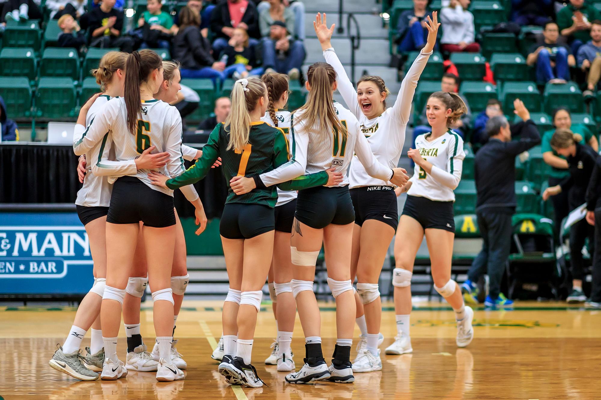 Erin Corbett - 2021-22 - Pandas Volleyball - University of Alberta