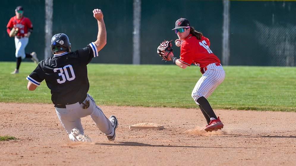Deklyn Marks Game 2 Walk-off Earns Double Header Split Against ...