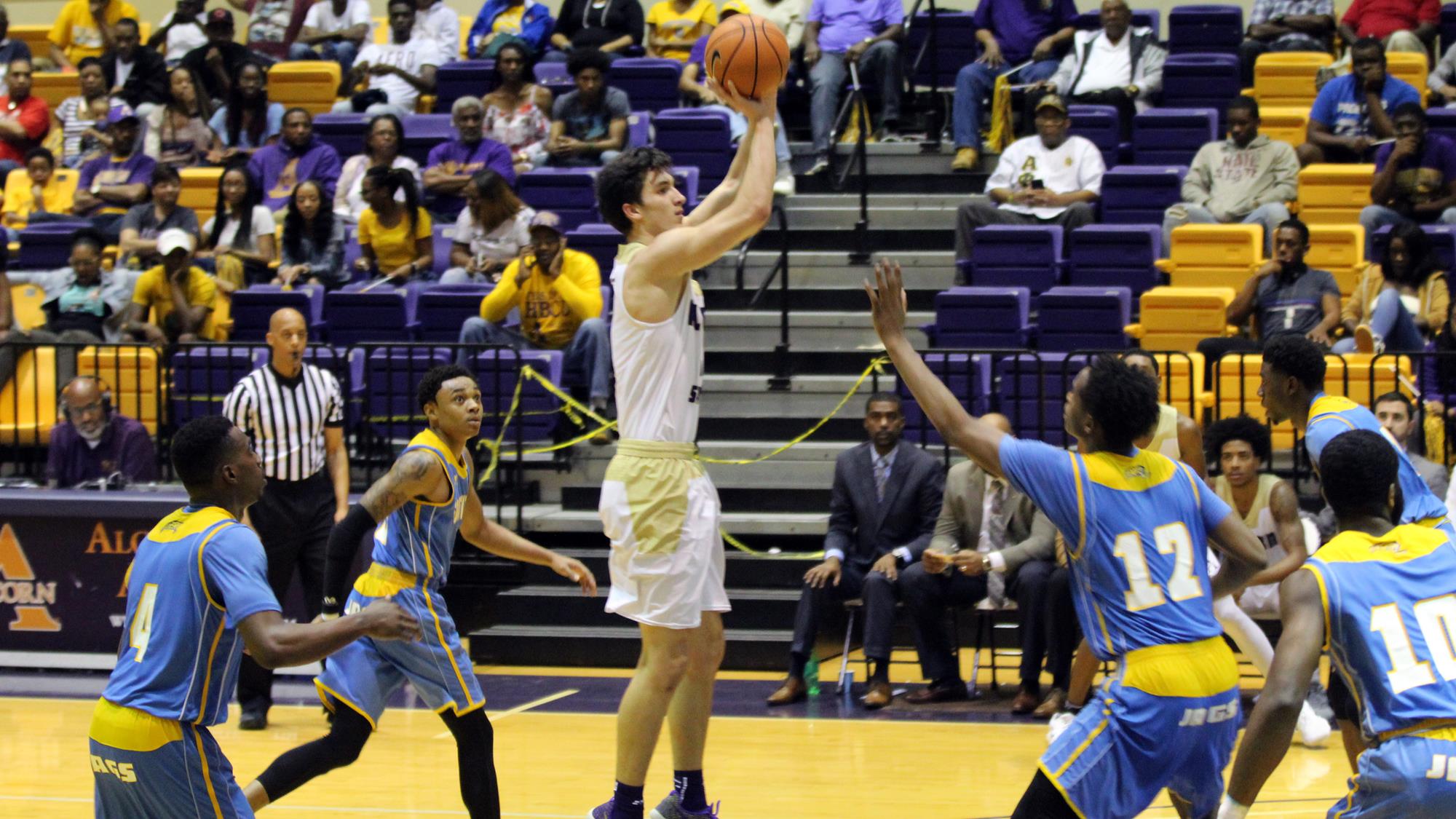 Tyler Carter - Men's Basketball - Alcorn State University Athletics