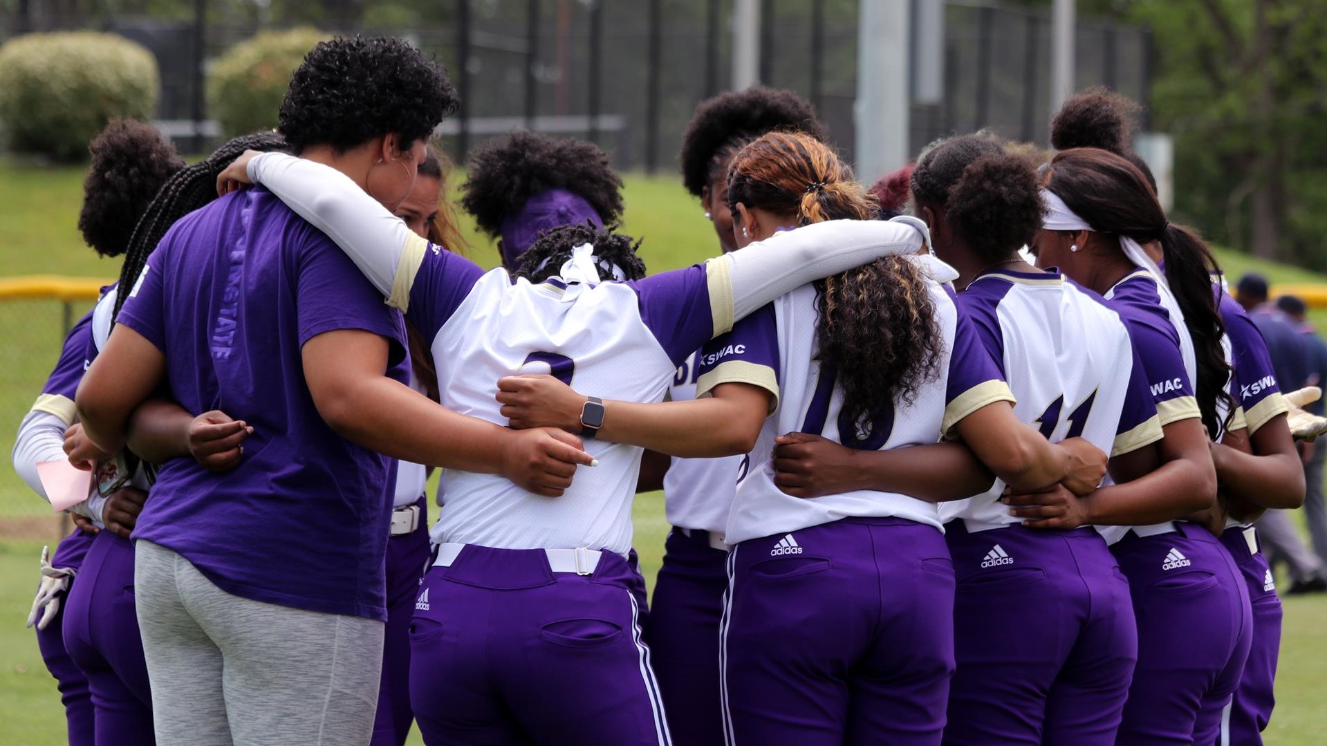 Lady Braves Drop Pitchers Duel In Tournament Opener - Alcorn State ...
