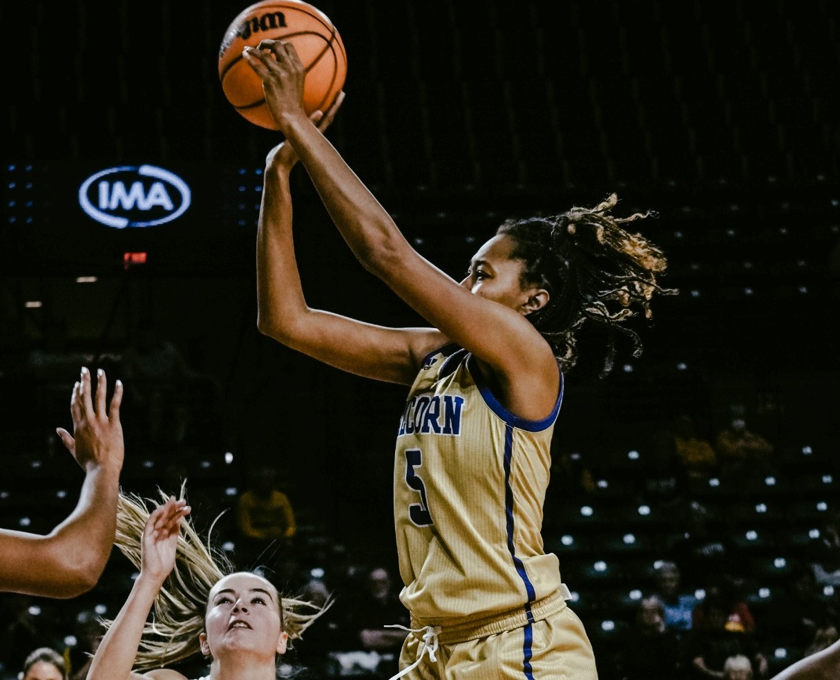 Women’s Basketball Hits the Century Mark - Alcorn State University ...
