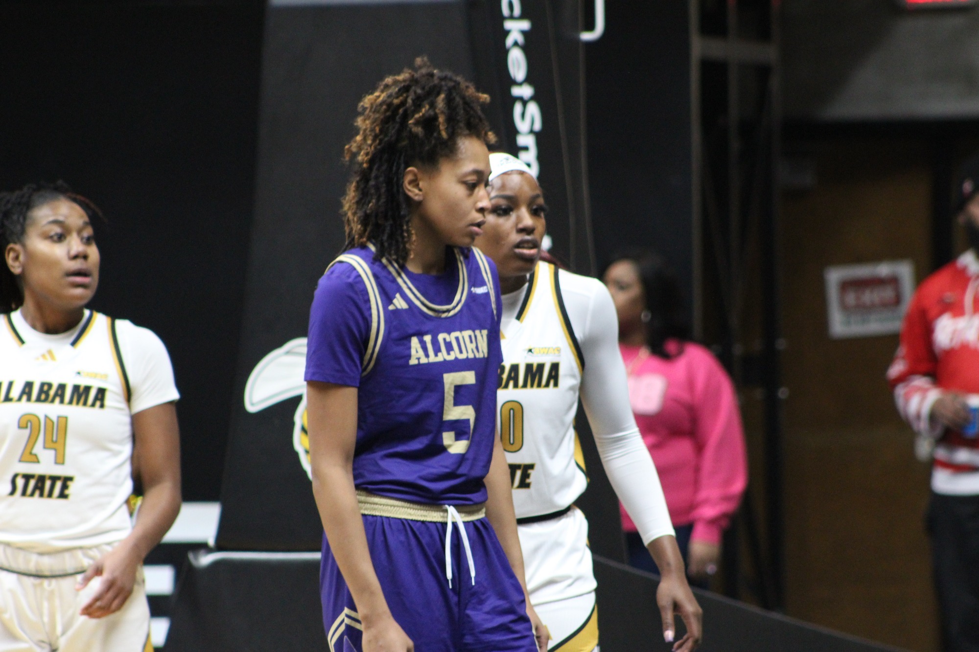 Brown Dominates, Lady Braves Snatch Victory from Hornets, 49-42 ...