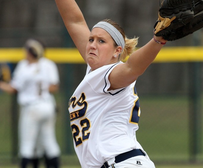 Caitlin Nealer - Softball - Allegheny College Athletics