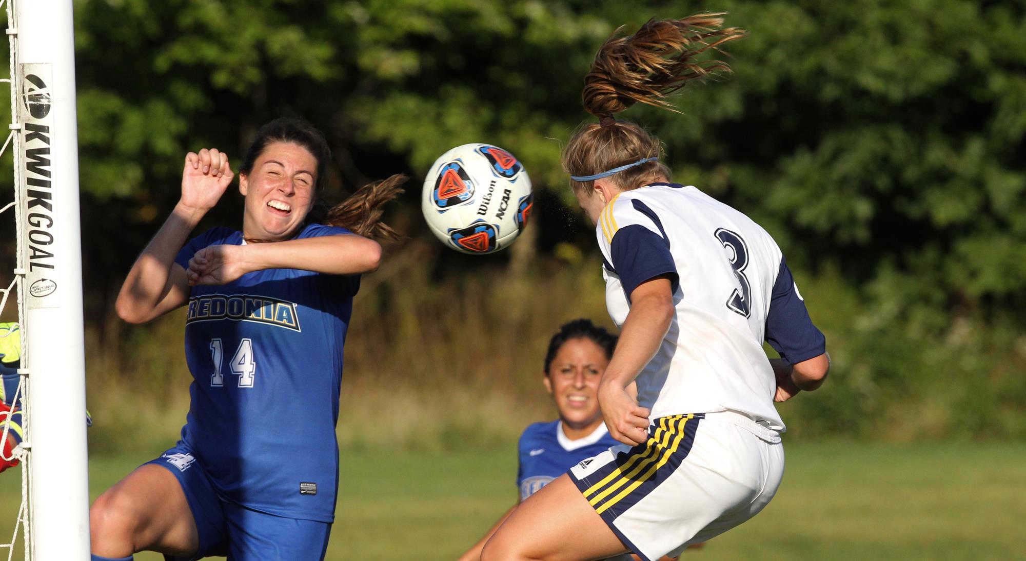 Gators Come Back Late to Win Second Straight - Allegheny College Athletics